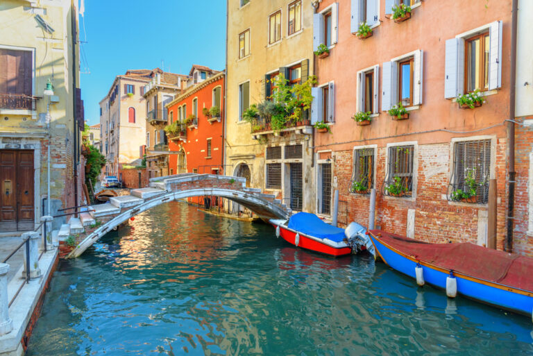 25 Best Views in Venice | Viewpoints, Bridges, Rooftops