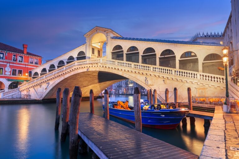 25 Best Views in Venice | Viewpoints, Bridges, Rooftops