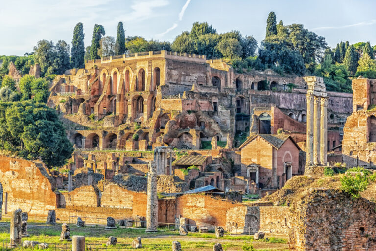 A guide to the Roman Forum and the Palatine Hill - 2026
